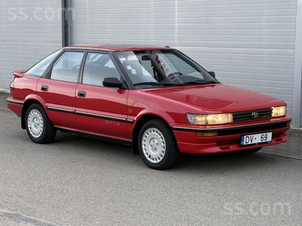 Red Toyota Corolla 1991 in Riga, with an engine capacity of 1.60 L and mileage of 180 thousand km for 13990 €, photo 1 on AUTOMOTO.COM.LV