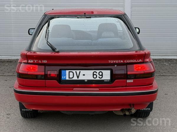 Red Toyota Corolla 1991 in Riga, with an engine capacity of 1.60 L and mileage of 180 thousand km for 13990 €, photo 5 on AUTOMOTO.COM.LV