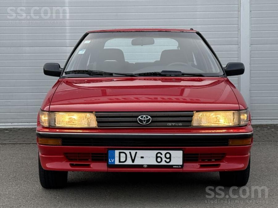 Red Toyota Corolla 1991 in Riga, with an engine capacity of 1.60 L and mileage of 180 thousand km for 9990 €, photo 11 on AUTOMOTO.COM.LV