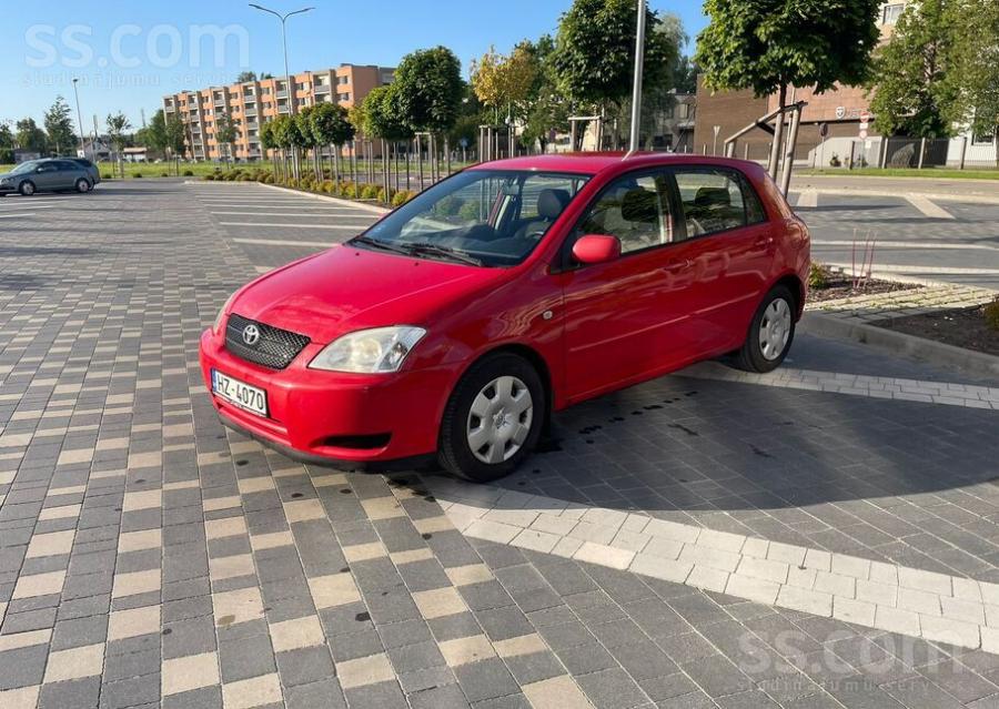 Sarkans Toyota Corolla 2004 Jelgava, ar dzinēja tilpumu 1.60 L un nobraukumu 310 tūkst. km par 1050 €, foto 1 vietnē AUTOMOTO.COM.LV