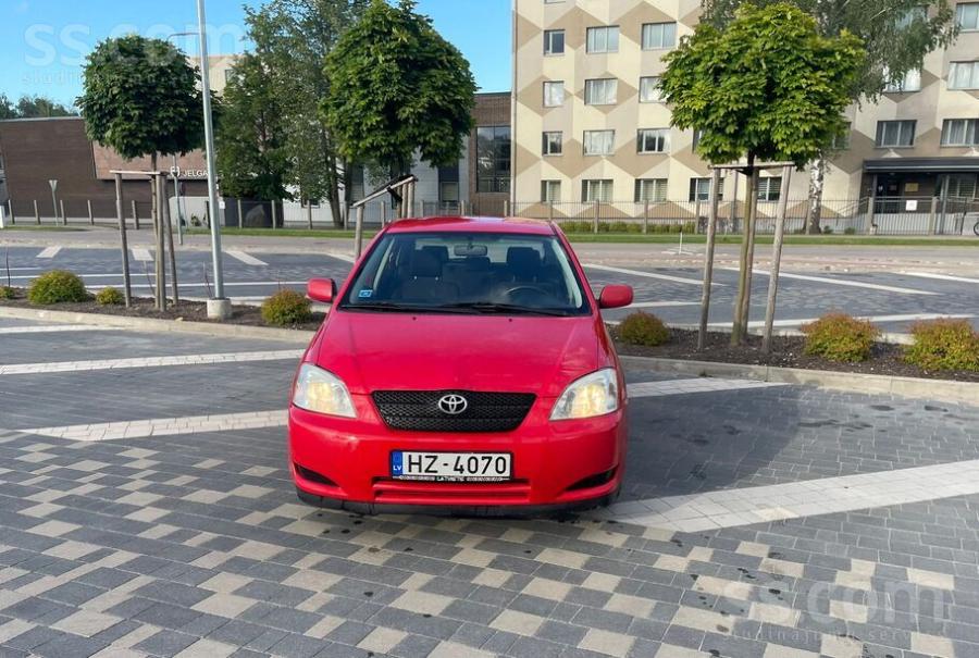 Sarkans Toyota Corolla 2004 Jelgava, ar dzinēja tilpumu 1.60 L un nobraukumu 310 tūkst. km par 1050 €, foto 2 vietnē AUTOMOTO.COM.LV