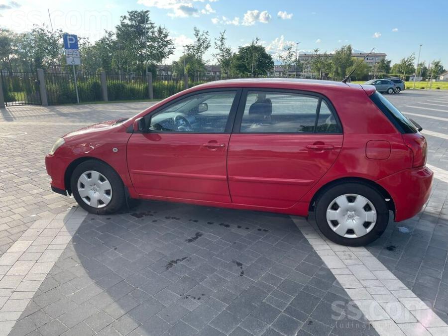 Sarkans Toyota Corolla 2004 Jelgava, ar dzinēja tilpumu 1.60 L un nobraukumu 310 tūkst. km par 1050 €, foto 7 vietnē AUTOMOTO.COM.LV