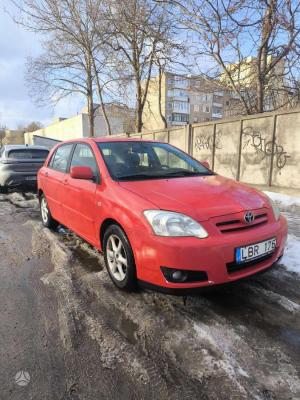 Red Toyota Corolla 2004 in Vilnius, with an engine capacity of 2.00 L and mileage of 350 thousand km for 1300 €, photo 6 on AUTOMOTO.COM.LV