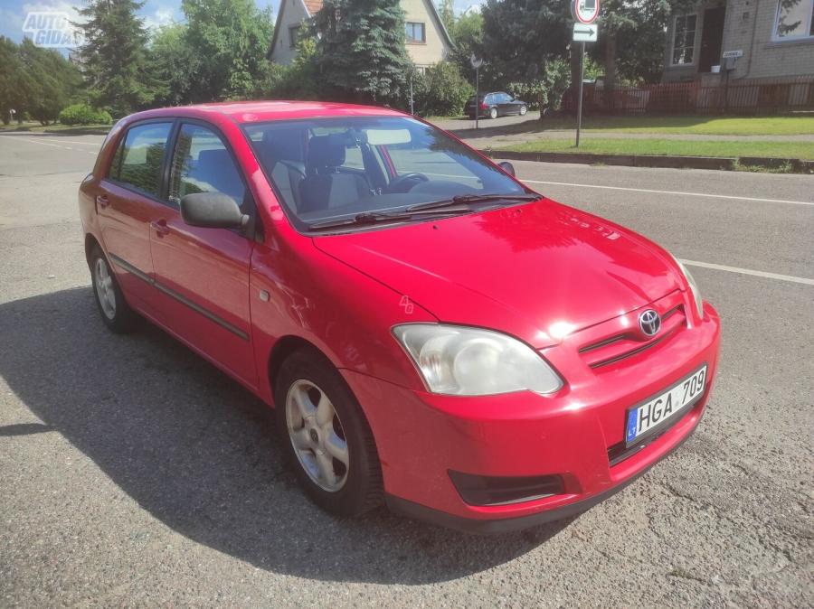 Sarkans Toyota Corolla 2006 Kauņa, ar dzinēja tilpumu 1.40 L un nobraukumu 184 tūkst. km par 2250 €, foto 3 vietnē AUTOMOTO.COM.LV