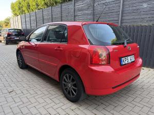 Sarkans Toyota Corolla 2006 Viļņa, ar dzinēja tilpumu 1.60 L un nobraukumu 348 tūkst. km par 3900 €, foto 7 vietnē AUTOMOTO.COM.LV