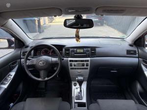 Sarkans Toyota Corolla 2006 Viļņa, ar dzinēja tilpumu 1.60 L un nobraukumu 348 tūkst. km par 3900 €, foto 8 vietnē AUTOMOTO.COM.LV