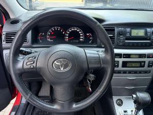 Sarkans Toyota Corolla 2006 Viļņa, ar dzinēja tilpumu 1.60 L un nobraukumu 348 tūkst. km par 3900 €, foto 9 vietnē AUTOMOTO.COM.LV