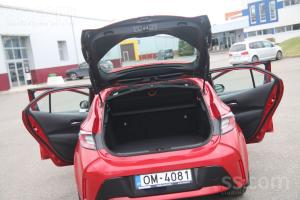 Sarkans Toyota Corolla 2019 Rīga, ar dzinēja tilpumu 1.20 L un nobraukumu 0 tūkst. km par 13290 €, foto 19 vietnē AUTOMOTO.COM.LV