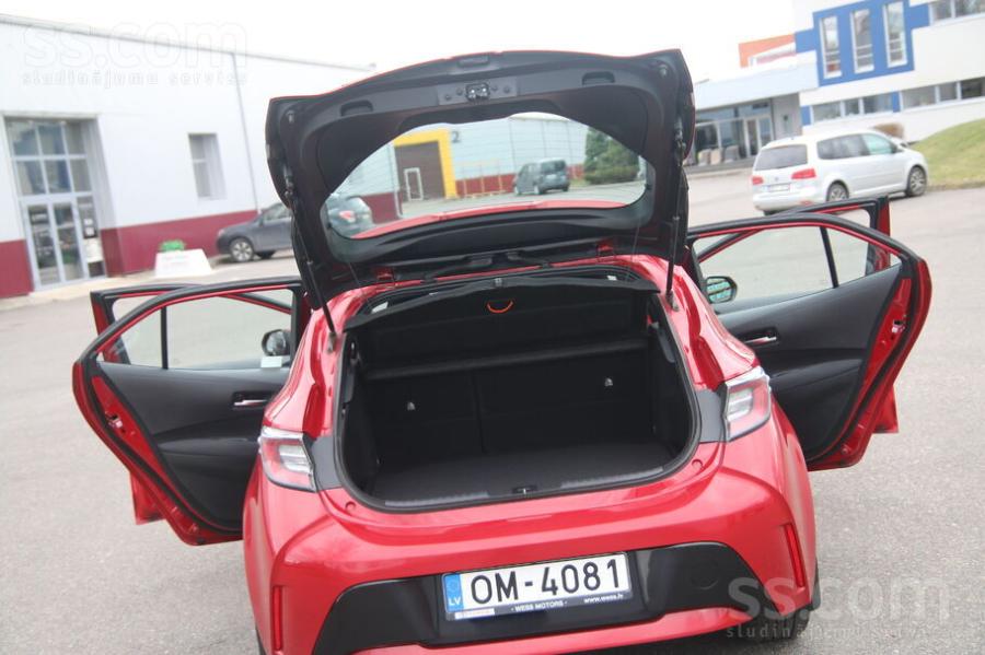 Sarkans Toyota Corolla 2019 Rīga, ar dzinēja tilpumu 1.20 L un nobraukumu 0 tūkst. km par 13290 €, foto 19 vietnē AUTOMOTO.COM.LV