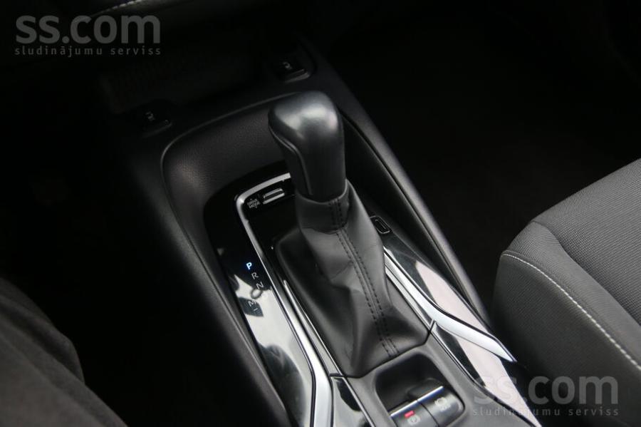 Sarkans Toyota Corolla 2019 Rīga, ar dzinēja tilpumu 1.20 L un nobraukumu 0 tūkst. km par 13290 €, foto 25 vietnē AUTOMOTO.COM.LV