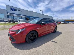 Red Toyota Corolla 2019 in Siauliai, with an engine capacity of 1.80 L and mileage of 81 thousand km for 13900 €, photo  on AUTOMOTO.COM.LV