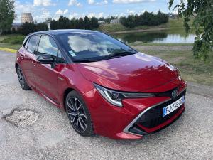 Sarkans Toyota Corolla 2019 Viļņa, ar dzinēja tilpumu 1.99 L un nobraukumu 153 tūkst. km par 14950 €, foto  vietnē AUTOMOTO.COM.LV