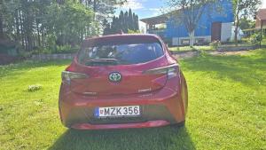 Red Toyota Corolla 2019 in Vilnius, with an engine capacity of 1.80 L and mileage of 62 thousand km for 17300 €, photo 6 on AUTOMOTO.COM.LV