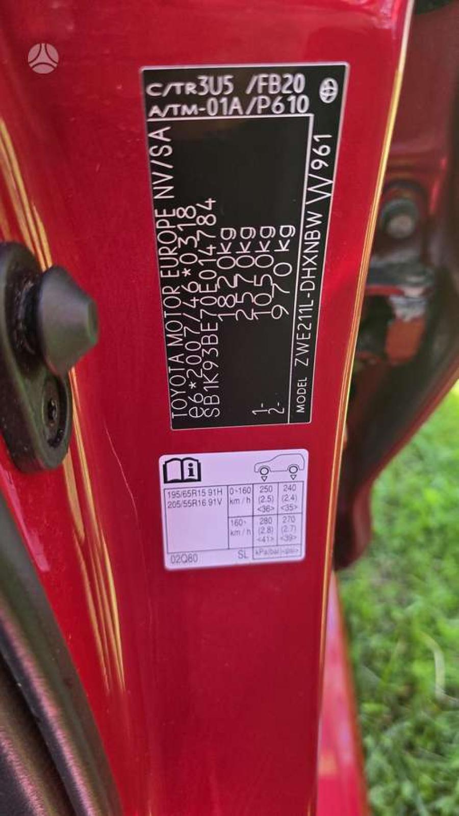 Red Toyota Corolla 2019 in Vilnius, with an engine capacity of 1.80 L and mileage of 62 thousand km for 17300 €, photo 16 on AUTOMOTO.COM.LV