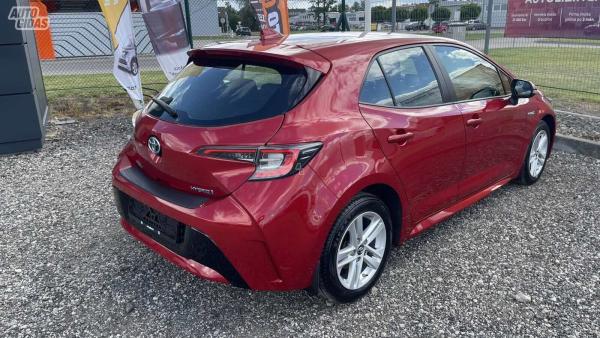 Red Toyota Corolla 2019 in Marijampole, with an engine capacity of 1.80 L and mileage of 216 thousand km for 13900 €, photo 10 on AUTOMOTO.COM.LV