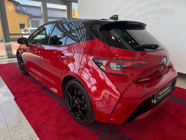 Sarkans Toyota Corolla 2019 Šauļi, ar dzinēja tilpumu 1.80 L un nobraukumu 82 tūkst. km par 18900 €, foto 5 vietnē AUTOMOTO.COM.LV
