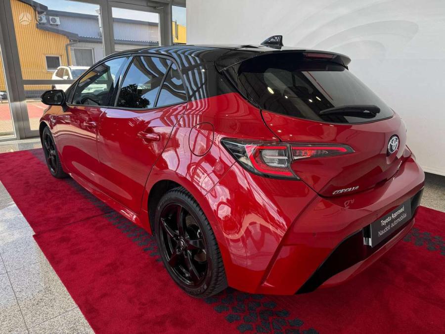 Sarkans Toyota Corolla 2019 Šauļi, ar dzinēja tilpumu 1.80 L un nobraukumu 82 tūkst. km par 18900 €, foto 6 vietnē AUTOMOTO.COM.LV