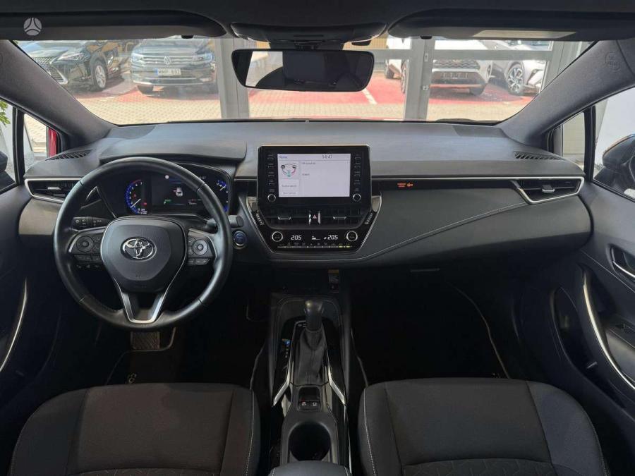 Sarkans Toyota Corolla 2019 Šauļi, ar dzinēja tilpumu 1.80 L un nobraukumu 82 tūkst. km par 18900 €, foto 9 vietnē AUTOMOTO.COM.LV