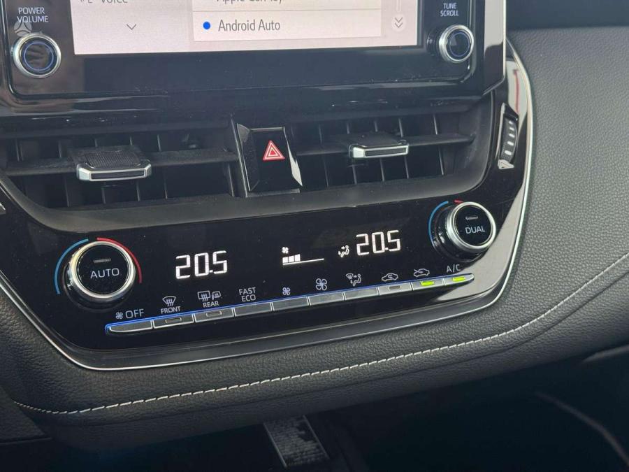Sarkans Toyota Corolla 2019 Šauļi, ar dzinēja tilpumu 1.80 L un nobraukumu 82 tūkst. km par 18900 €, foto 14 vietnē AUTOMOTO.COM.LV