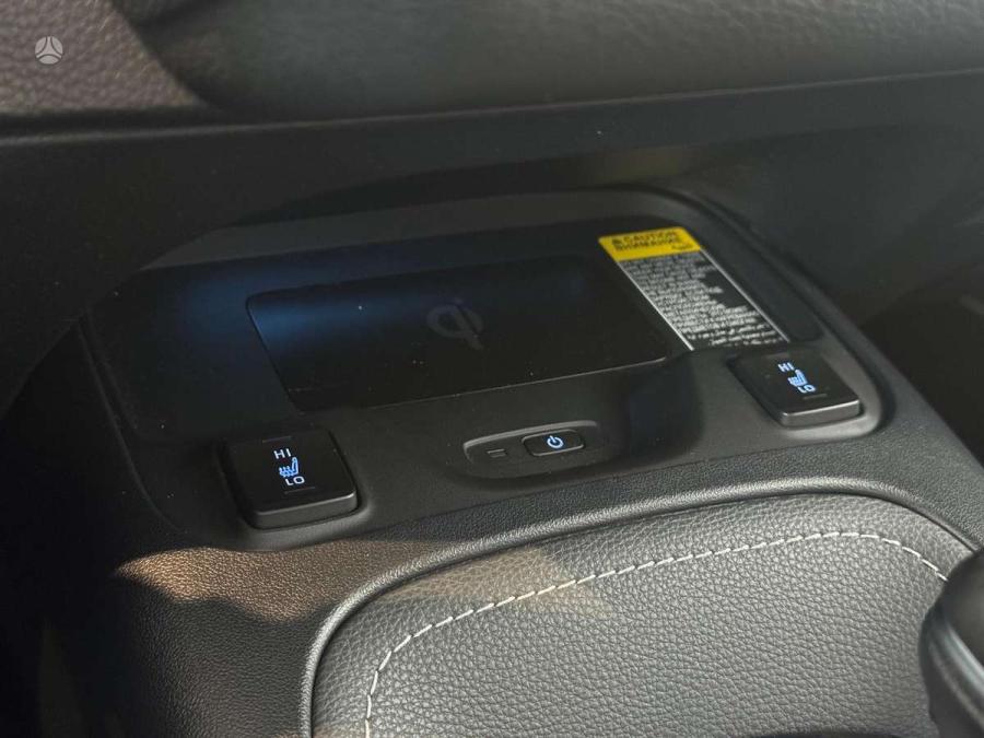 Sarkans Toyota Corolla 2019 Šauļi, ar dzinēja tilpumu 1.80 L un nobraukumu 82 tūkst. km par 18900 €, foto 15 vietnē AUTOMOTO.COM.LV