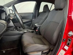 Sarkans Toyota Corolla 2019 Šauļi, ar dzinēja tilpumu 1.80 L un nobraukumu 82 tūkst. km par 18900 €, foto 19 vietnē AUTOMOTO.COM.LV