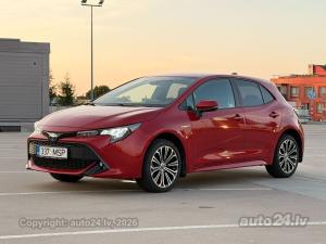Red Toyota Corolla 2019 in Tallinn, with an engine capacity of 1.80 L and mileage of 36 thousand km for 18200 €, photo 3 on AUTOMOTO.COM.LV