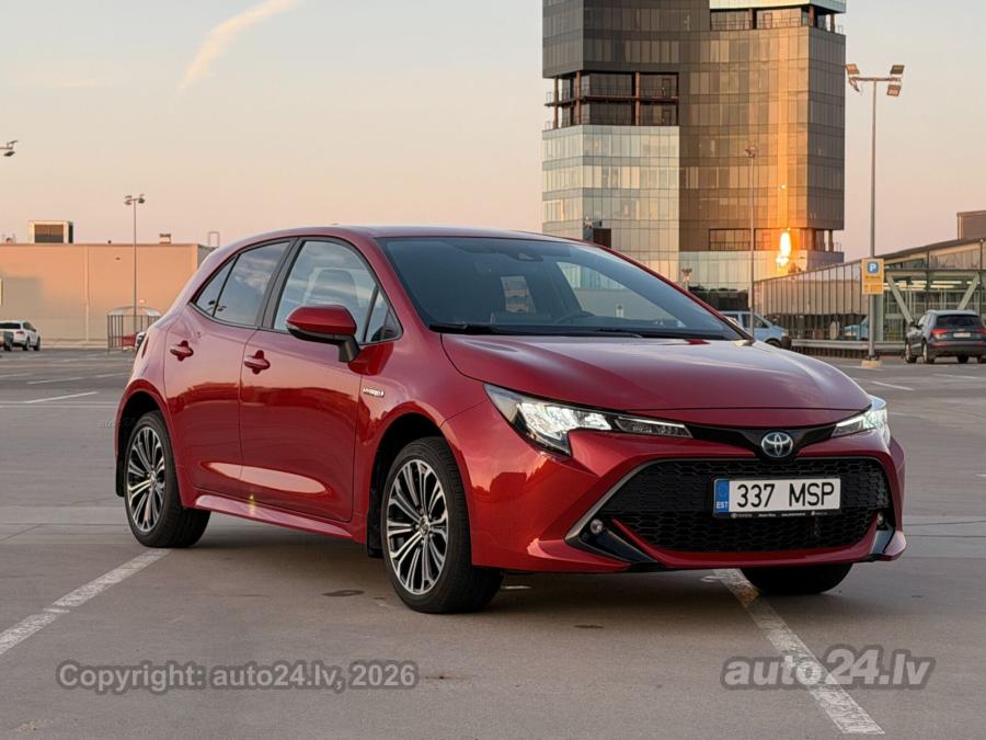 Red Toyota Corolla 2019 in Tallinn, with an engine capacity of 1.80 L and mileage of 36 thousand km for 18200 €, photo 9 on AUTOMOTO.COM.LV