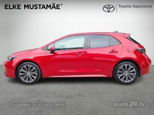Red Toyota Corolla 2019 in Tallinn, with an engine capacity of 1.20 L and mileage of 64 thousand km for 16995 €, photo 4 on AUTOMOTO.COM.LV