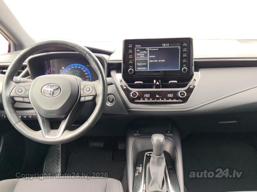 Red Toyota Corolla 2019 in Tallinn, with an engine capacity of 1.20 L and mileage of 64 thousand km for 16995 €, photo 9 on AUTOMOTO.COM.LV