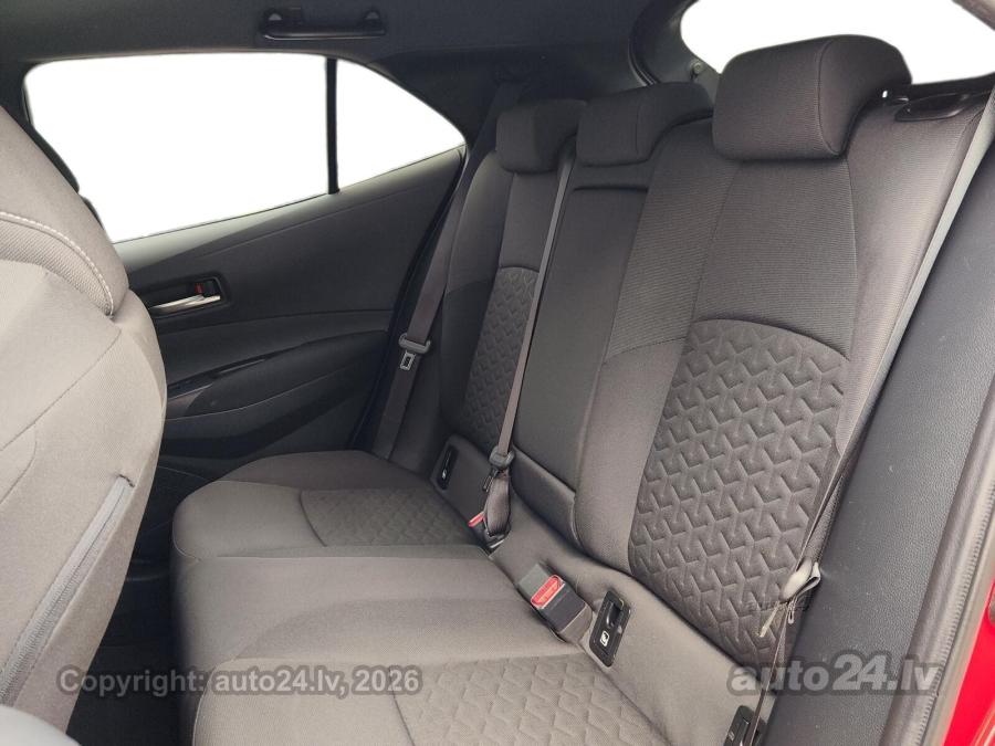 Red Toyota Corolla 2019 in Tallinn, with an engine capacity of 1.20 L and mileage of 64 thousand km for 16995 €, photo 20 on AUTOMOTO.COM.LV