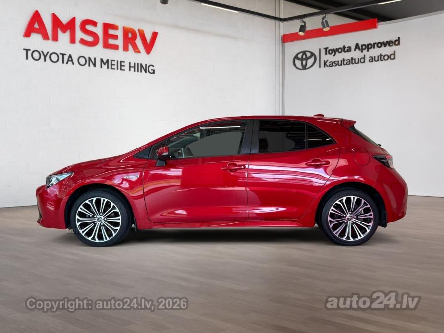 Red Toyota Corolla 2019 in Parnu, with an engine capacity of 1.80 L and mileage of 36 thousand km for 18500 €, photo 4 on AUTOMOTO.COM.LV