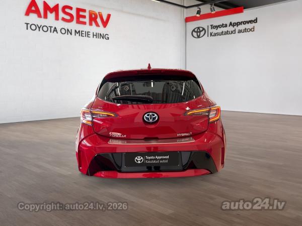 Red Toyota Corolla 2019 in Parnu, with an engine capacity of 1.80 L and mileage of 36 thousand km for 18500 €, photo 4 on AUTOMOTO.COM.LV