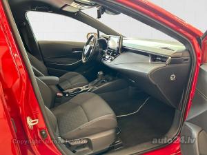 Red Toyota Corolla 2019 in Parnu, with an engine capacity of 1.80 L and mileage of 36 thousand km for 18500 €, photo 7 on AUTOMOTO.COM.LV