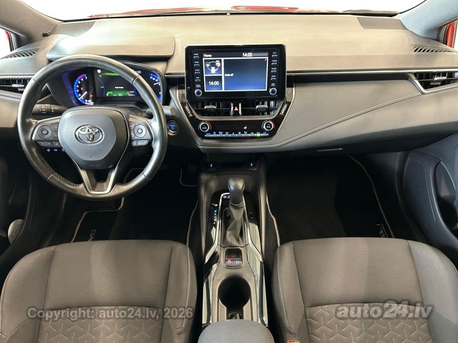 Red Toyota Corolla 2019 in Parnu, with an engine capacity of 1.80 L and mileage of 36 thousand km for 18500 €, photo 9 on AUTOMOTO.COM.LV