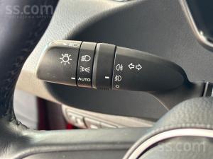 Red Toyota Corolla 2019 in Riga, with an engine capacity of 1.80 L and mileage of 76 thousand km for 18400 €, photo 18 on AUTOMOTO.COM.LV