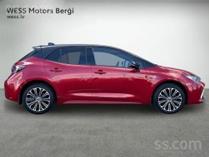 Red Toyota Corolla 2019 in Riga, with an engine capacity of 1.80 L and mileage of 76 thousand km for 18400 €, photo 24 on AUTOMOTO.COM.LV