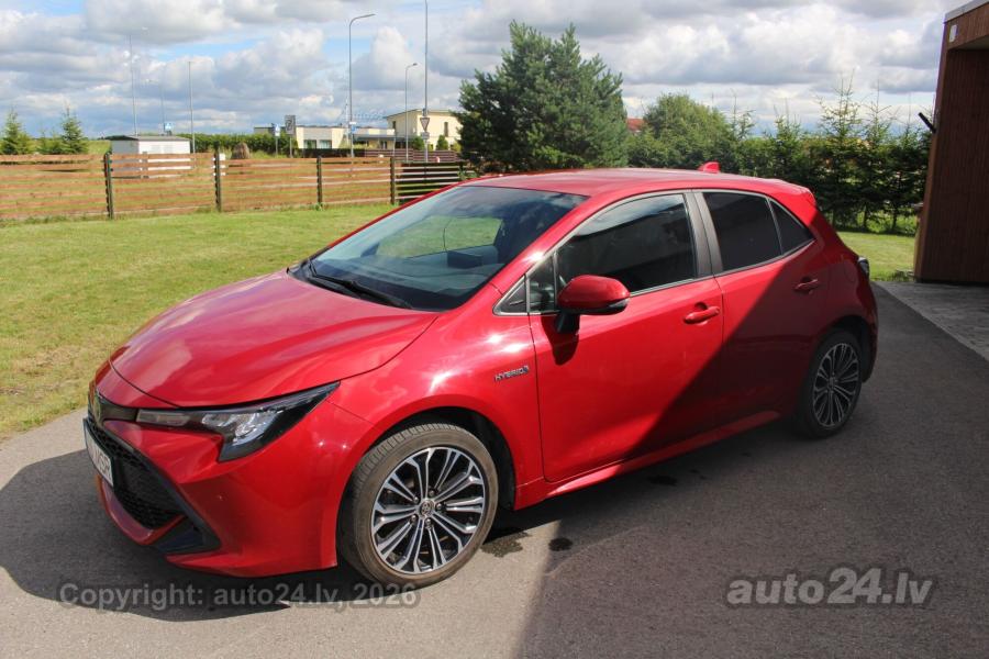 Sarkans Toyota Corolla 2019 Tallina, ar dzinēja tilpumu 1.80 L un nobraukumu 0 tūkst. km par 17900 €, foto 3 vietnē AUTOMOTO.COM.LV