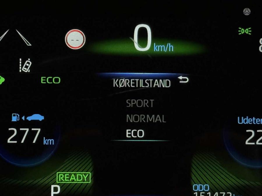 Красный Тойота Королла 2019 в Каунас, объемом двигателя 1.80 л и пробегом 151 тыс. км за 17990 €, фото 34 на AUTOMOTO.COM.LV