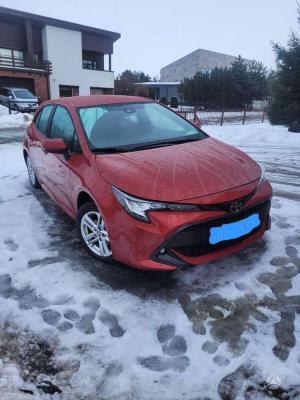 Sarkans Toyota Corolla 2020 Marijampole, ar dzinēja tilpumu 1.20 L un nobraukumu 69 tūkst. km par 15550 €, foto  vietnē AUTOMOTO.COM.LV