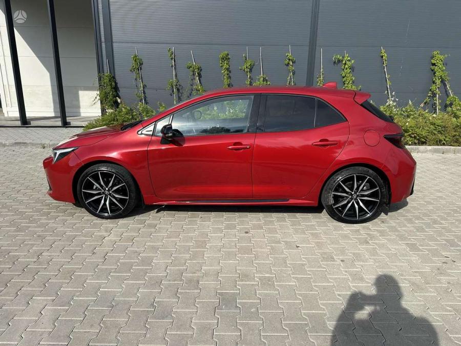 Sarkans Toyota Corolla 2023 Viļņa, ar dzinēja tilpumu 1.80 L un nobraukumu 21 tūkst. km par 19350 €, foto 15 vietnē AUTOMOTO.COM.LV