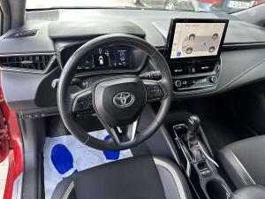 Sarkans Toyota Corolla 2023 Viļņa, ar dzinēja tilpumu 1.80 L un nobraukumu 21 tūkst. km par 19350 €, foto 28 vietnē AUTOMOTO.COM.LV