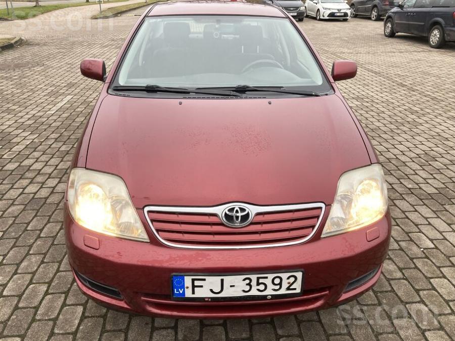 Красный Тойота Королла 2005 в Елгава, объемом двигателя 1.60 л и пробегом 151 тыс. км за 2000 €, фото 5 на AUTOMOTO.COM.LV