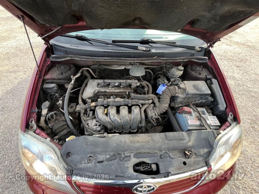 Sarkans Toyota Corolla 2006 Hāpsalu, ar dzinēja tilpumu 1.60 L un nobraukumu 301 tūkst. km par 2500 €, foto 6 vietnē AUTOMOTO.COM.LV