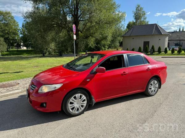 Red Toyota Corolla 2008 in Rezekne, with an engine capacity of 1.60 L and mileage of 358 thousand km for 2200 €, photo 2 on AUTOMOTO.COM.LV