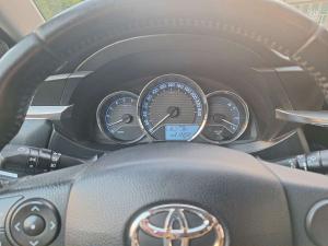Sarkans Toyota Corolla 2014 Viļņa, ar dzinēja tilpumu 1.36 L un nobraukumu 212 tūkst. km par 7300 €, foto 9 vietnē AUTOMOTO.COM.LV