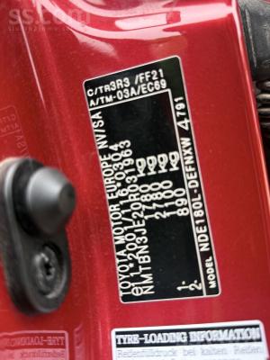Red Toyota Corolla 2015 in Riga, with an engine capacity of 1.40 L and mileage of 199 thousand km for 6450 €, photo 15 on AUTOMOTO.COM.LV
