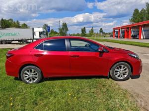 Sarkans Toyota Corolla 2015 Bauska, ar dzinēja tilpumu 1.40 L un nobraukumu 199 tūkst. km par 5800 €, foto 7 vietnē AUTOMOTO.COM.LV