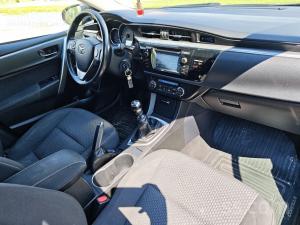 Sarkans Toyota Corolla 2015 Bauska, ar dzinēja tilpumu 1.40 L un nobraukumu 199 tūkst. km par 5800 €, foto 14 vietnē AUTOMOTO.COM.LV