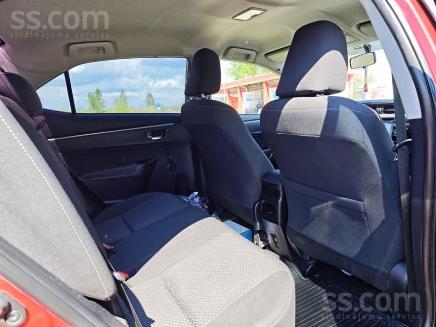 Sarkans Toyota Corolla 2015 Bauska, ar dzinēja tilpumu 1.40 L un nobraukumu 199 tūkst. km par 5800 €, foto 15 vietnē AUTOMOTO.COM.LV