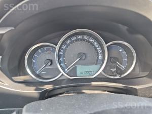 Sarkans Toyota Corolla 2015 Bauska, ar dzinēja tilpumu 1.40 L un nobraukumu 199 tūkst. km par 5800 €, foto 16 vietnē AUTOMOTO.COM.LV